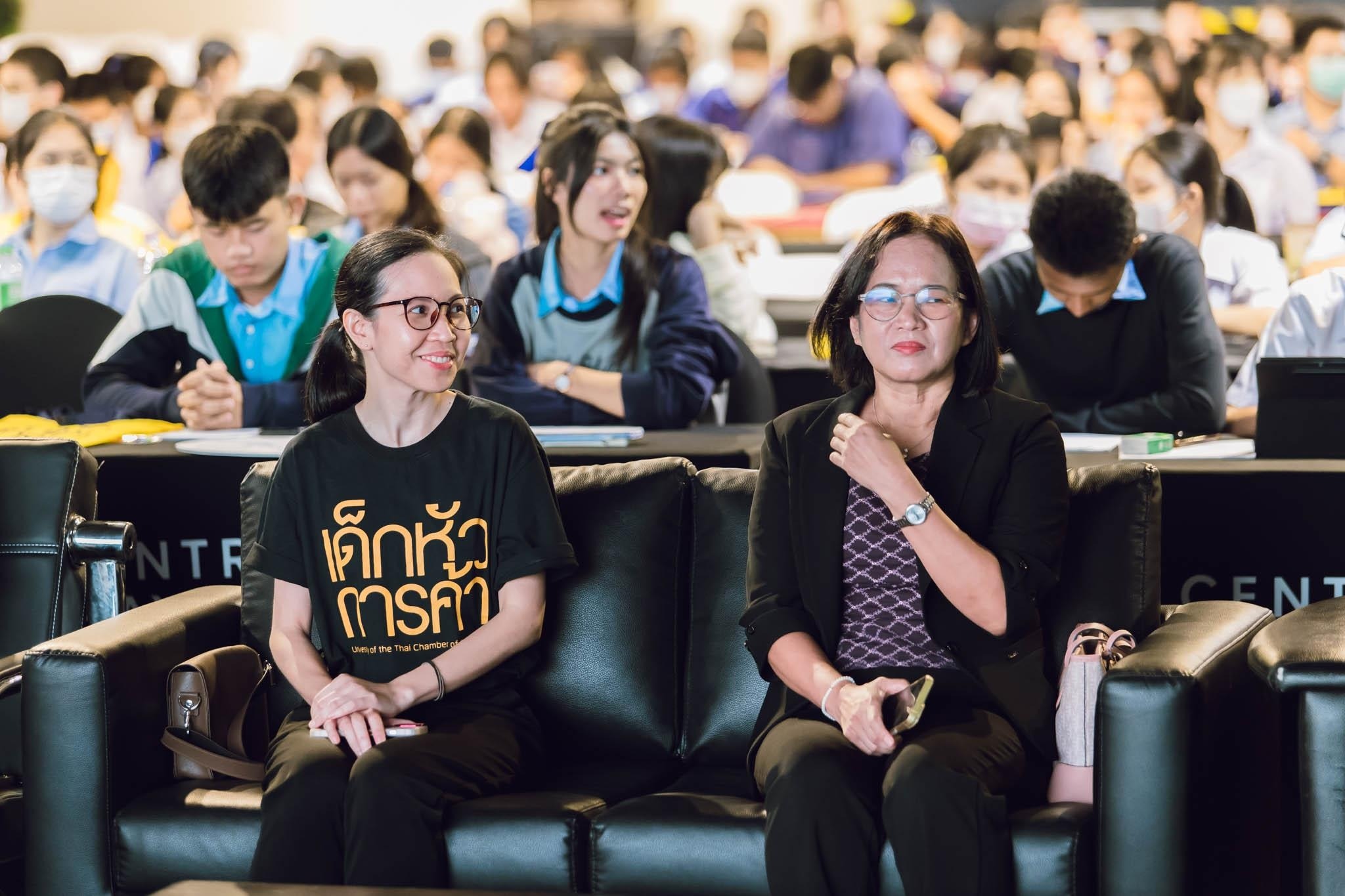 “UTCC TUTOR ติวทั่วไทยพิชิตมหาลัยในฝัน” @สนามติวจังหวัดระยอง ที่จัดขึ้น ณ Central Rayong ...